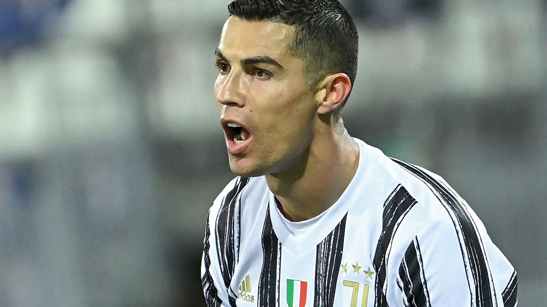 C罗戴帽打破质疑 缔造新纪录获贝利认可