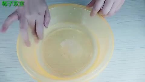 教你正确洗脸的方法,这样洗皮肤白净光滑,回家试试