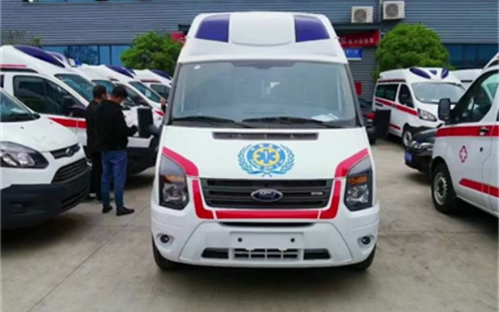 福特V362国六汽油手动监护型救护车可加装负压仓和设备上车担架