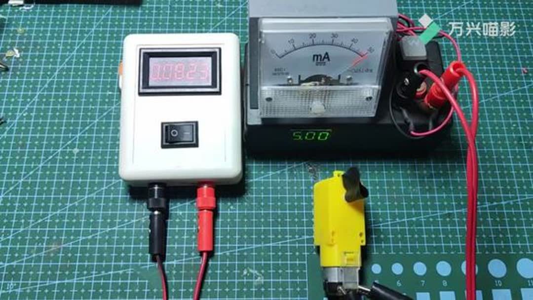 给师弟做的燃油计量单元触发电流检测表