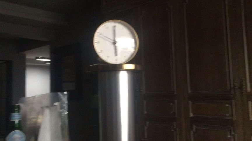 我的环球金融广场钟楼晚上6点报时( 附加倒计时)