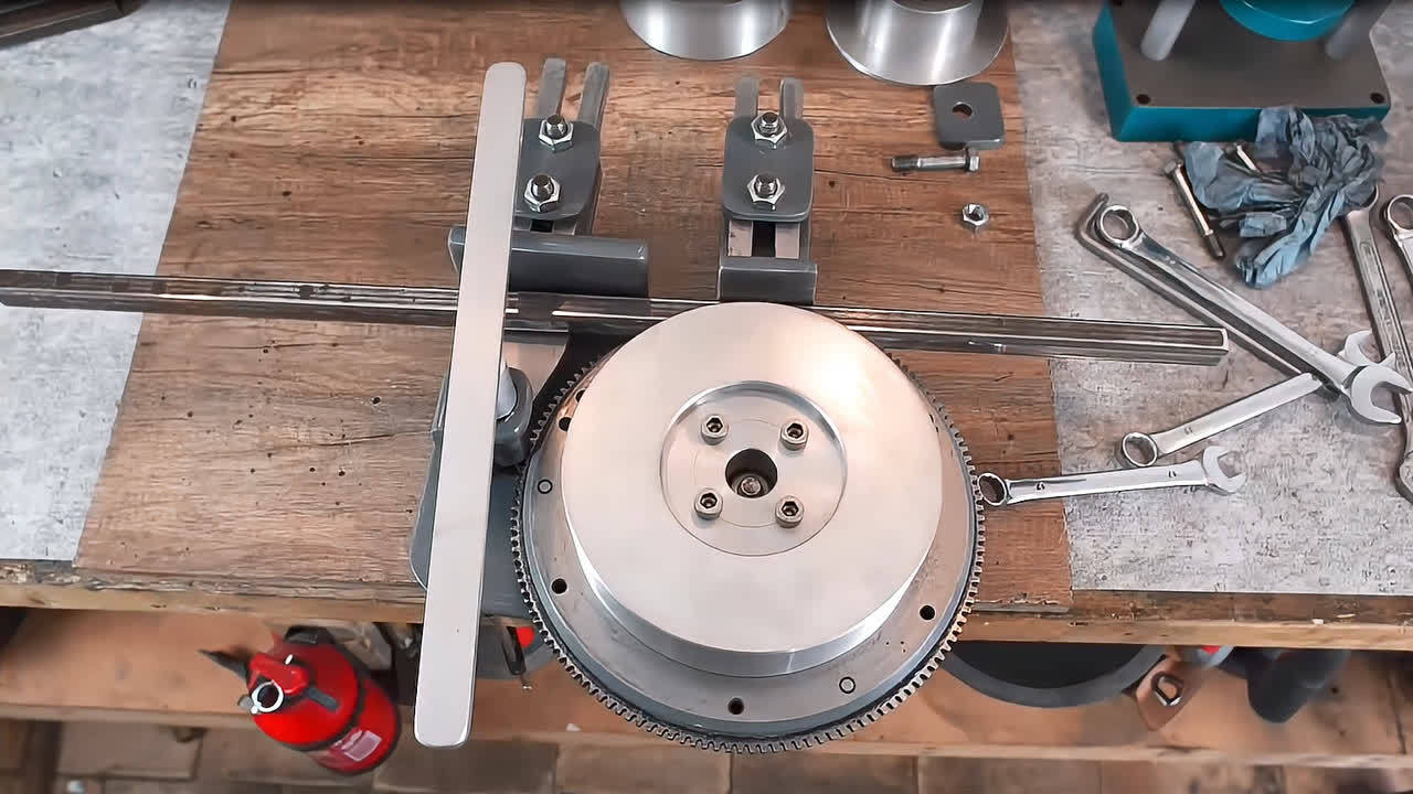 教你做个辊式金属弯管机,简单实用值得一试