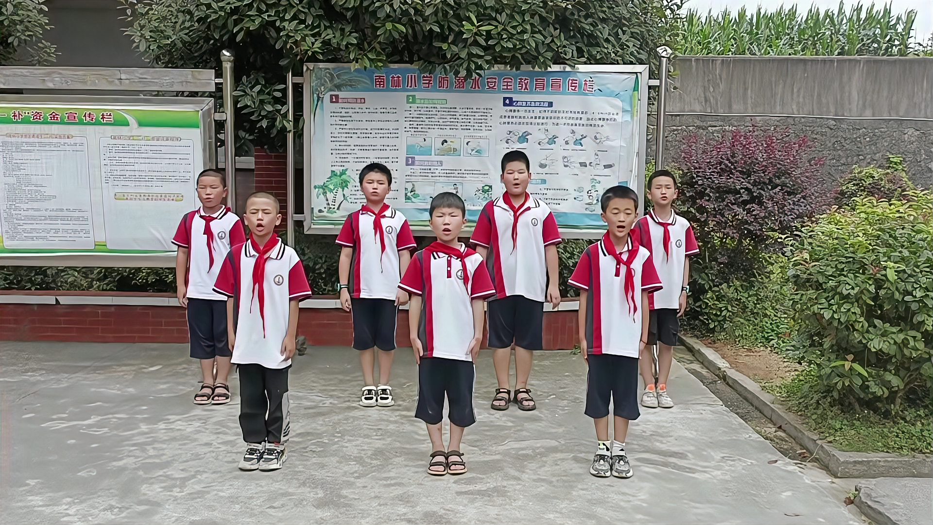 通山南林小学防溺水宣传