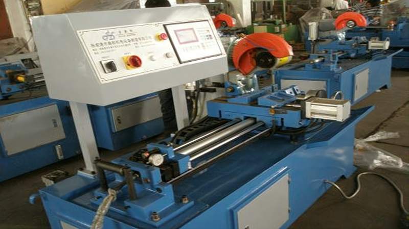 如何利用非标知识设计一台全自动切管机设备?