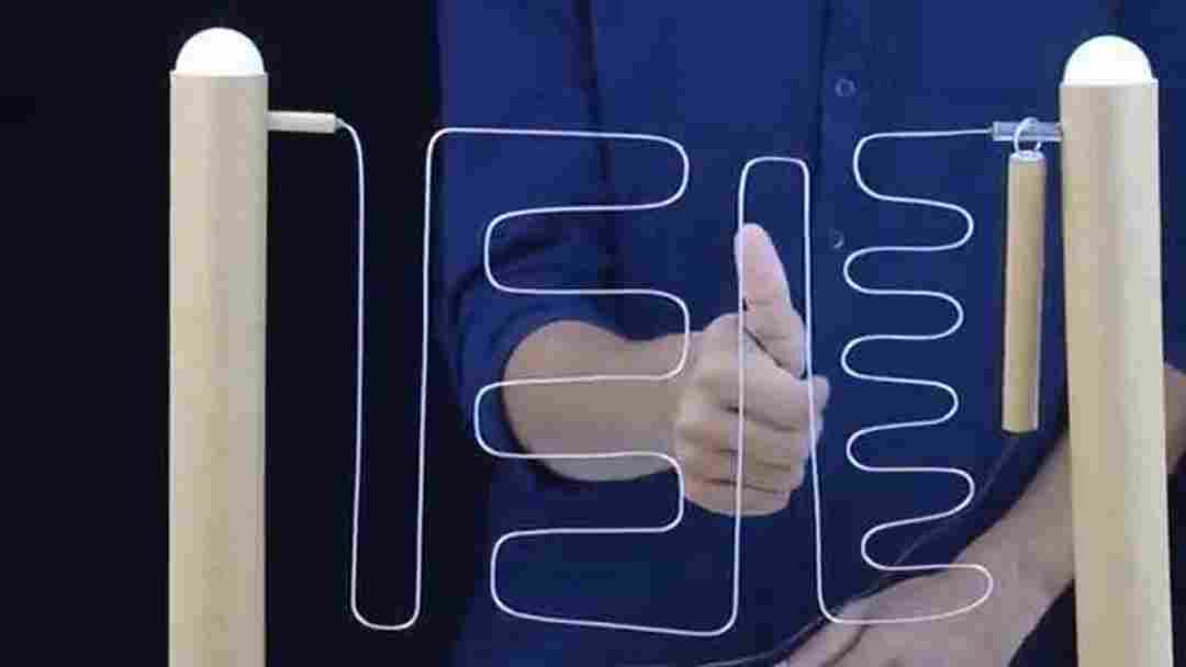 使用纸板制作蜂鸣线游戏机,从此告别电玩