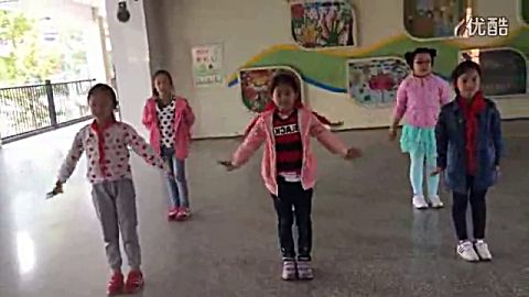 新区小学2016秋季运动会开幕式舞蹈彩排