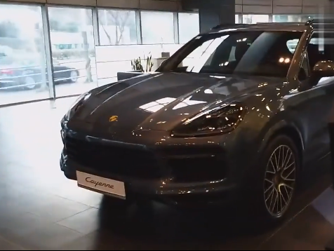 高清实拍,关于2019款保时捷卡宴的详细展示视频