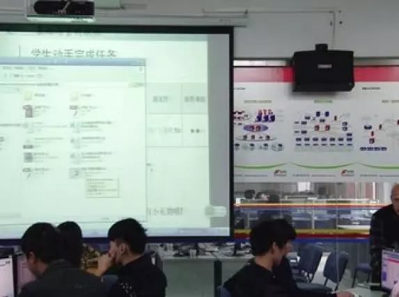 公开课-计算机-俞进腾-flash动画预设