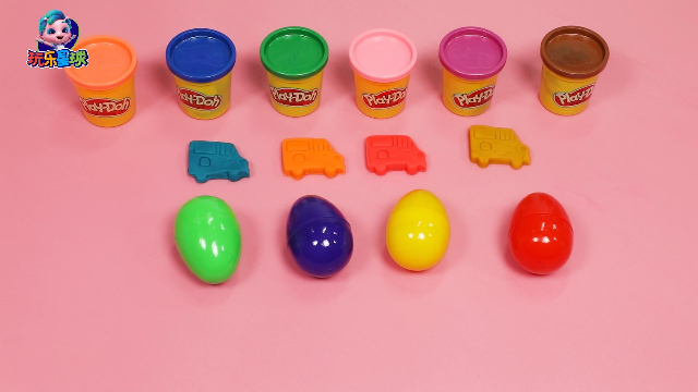 奇趣蛋里拆出精灵宝可梦杰尼龟,和它一起做手工彩泥