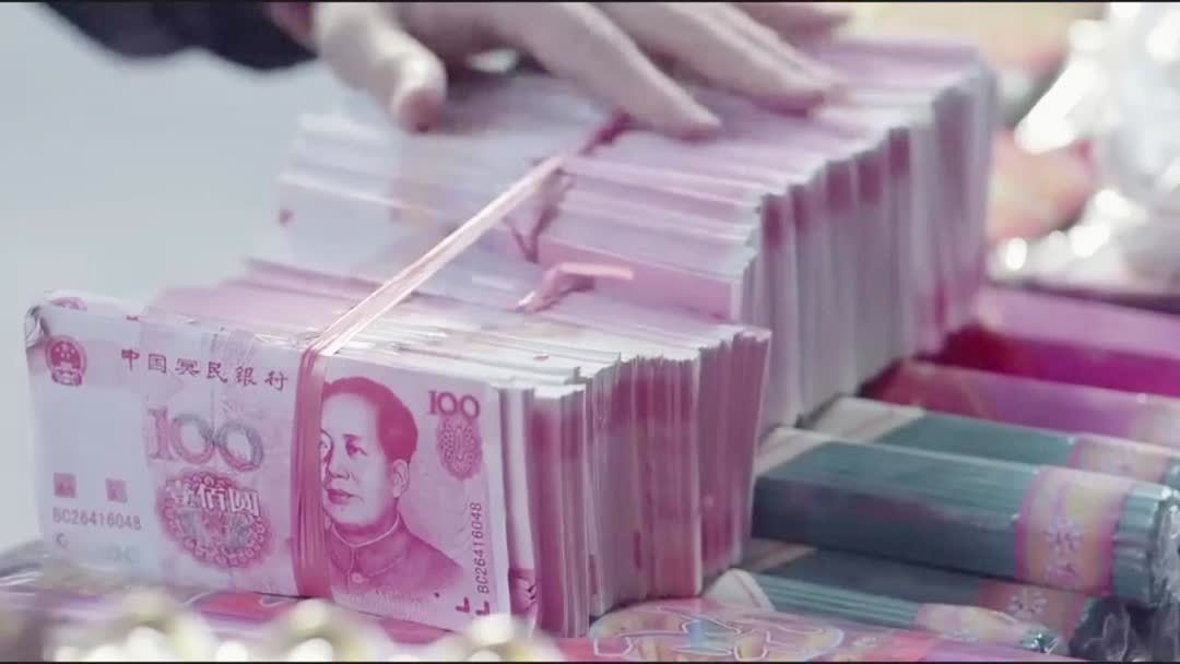 人民币换冥币,现在掉包技术太厉害了,老太太得提防家贼