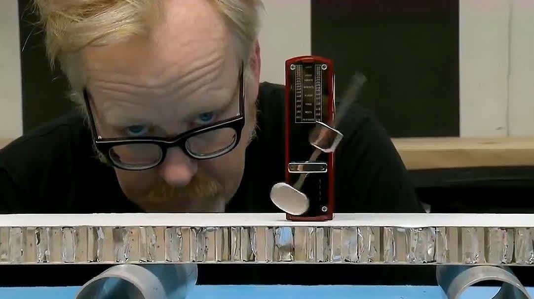 将摇摆的指针放滚轮上,结果出现神奇一幕,网友:为啥不会滚动?