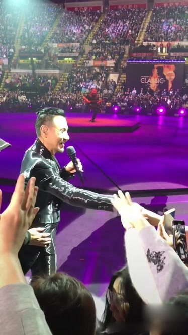 学友-经典香港站-再见篇#张学友演唱会