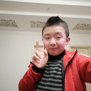 周爽同事 