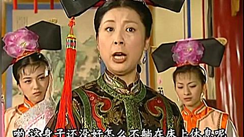 还珠格格: 桂嬷嬷一来, 明月彩霞都跟着遭殃了!
