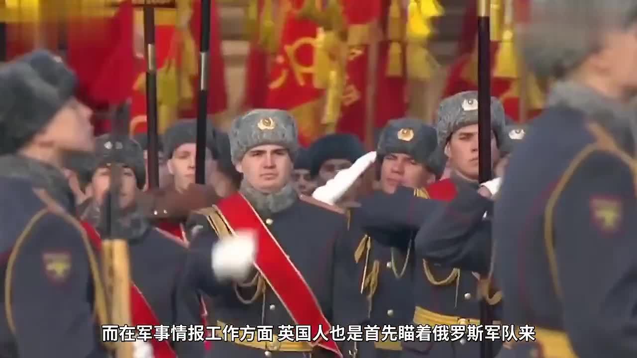 .b>英俄军力对比图,夸大自己军力,这张表格槽点实在太多!