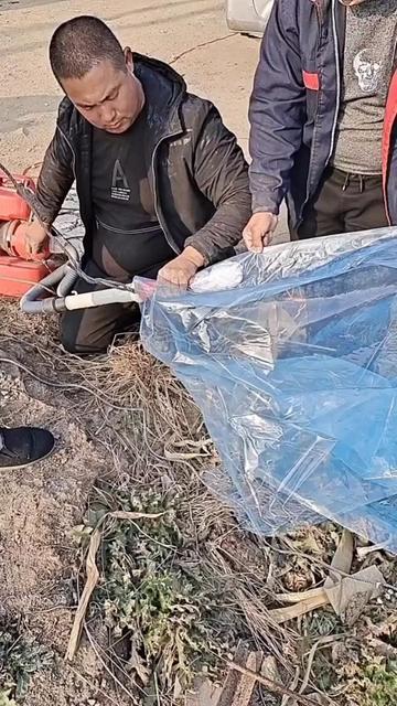 很多人不知道怎么穿过去的,现在看懂了吗三农农业农业种植蔬菜大棚