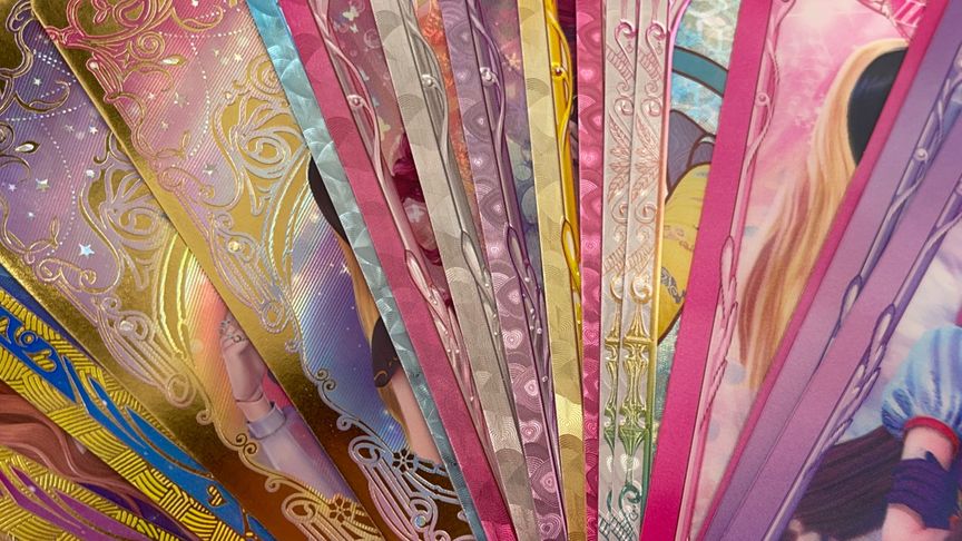 叶罗丽卡,第四盒织梦礼盒,凑齐全套织梦卡,运气还算不错哦