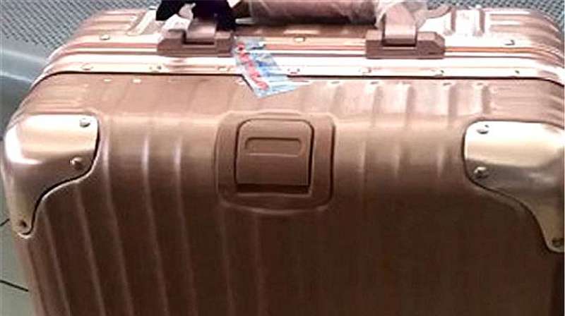 行李箱竟还有这个功能?室友今天才告诉我,长见识了
