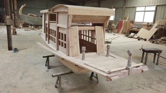 在繁华中自律,在落魄中自愈,谋生的道路上不抛弃良知#木船模型