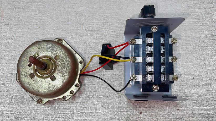 220V电机怎么接倒顺开关?火线 零线 电容接在哪?教.