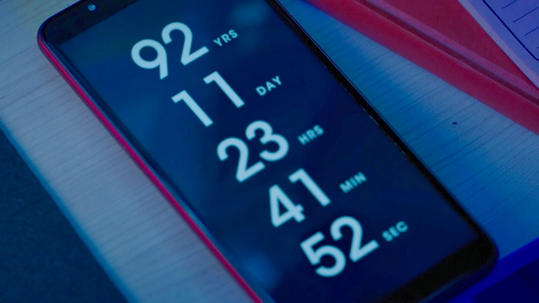 死神开发的APP,倒计时结束就会死,小伙黑进程序把时间多加60年