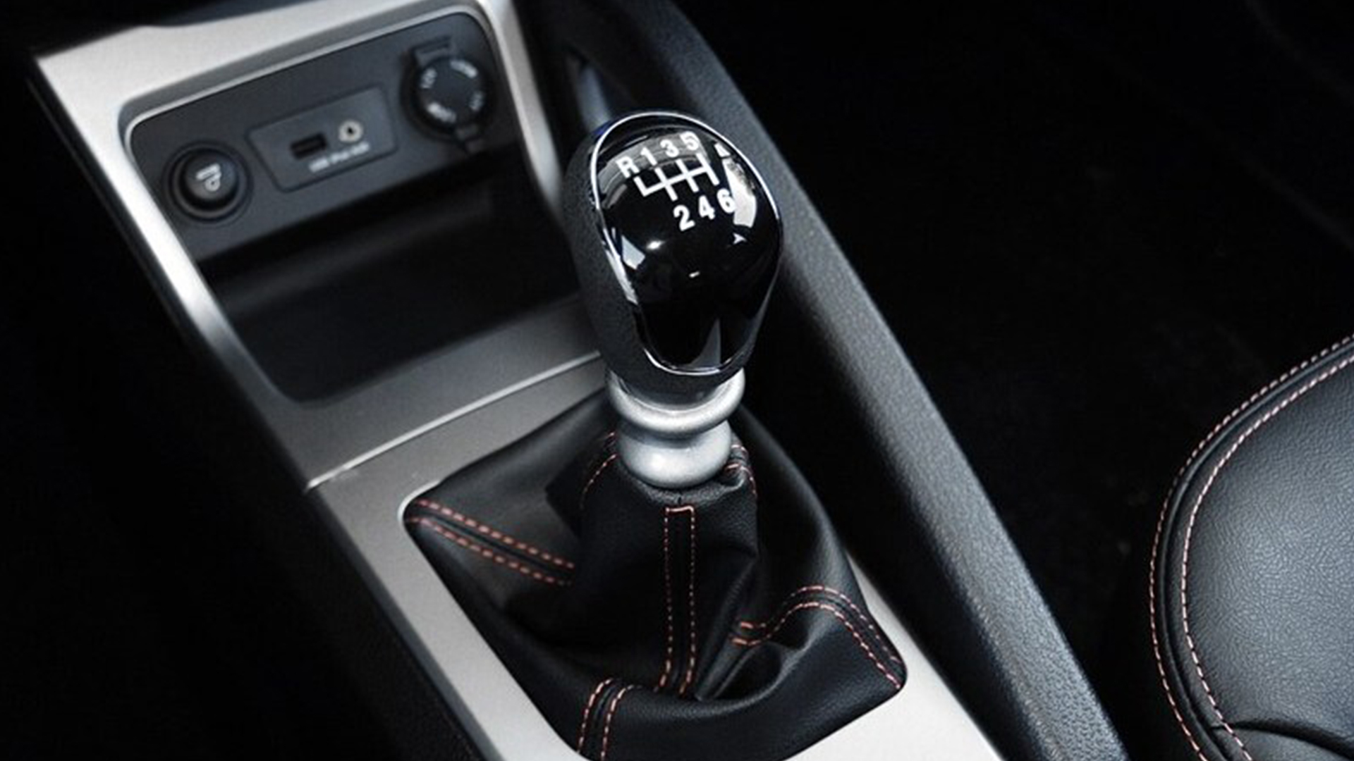 开手动挡车常见的6个问题,新手要多看看,对你以后开车有帮助