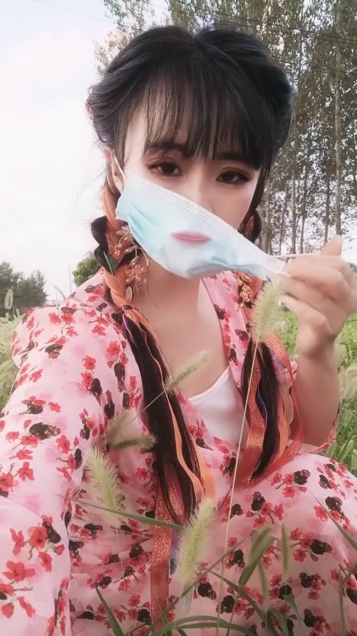 最心疼的不是你不爱我,而是我不知道怎么爱你。