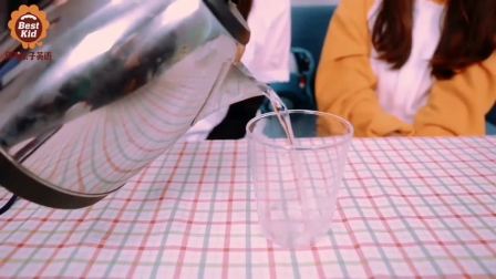 天上的雨是怎么形成的呢?和宝贝一起来做个实验吧 #