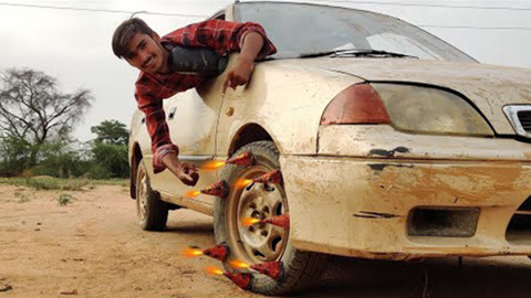 老外汽车轮胎绑上烟花,一脚油门开动汽车,化身风火轮!