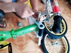 三轮车 安装视频