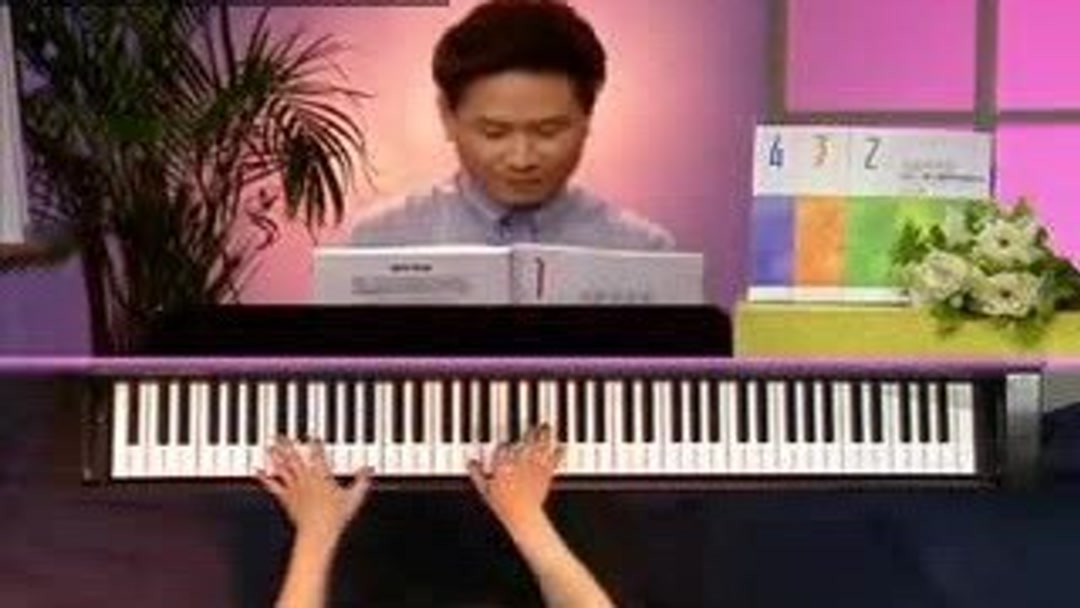 怎么用键盘弹钢琴