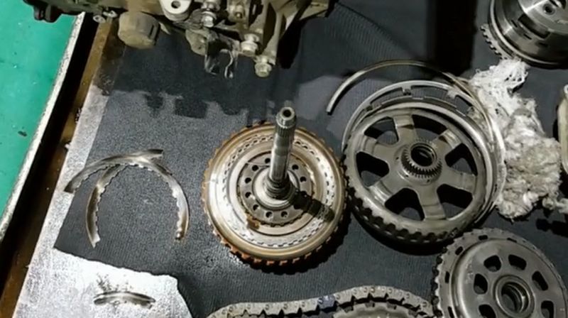 自动变速箱顿挫,升档慢,自动变速箱的通病吗?