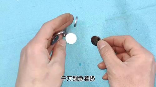 纽扣电池没电了怎么办?教你个好方法,快速激活别发愁