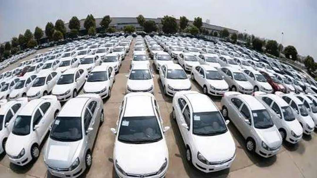 汽车增值税或将下调到14%,新车大幅降价,网友:幸福来得太突然