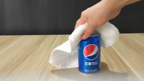 幼儿园小学生在家就能做的小实验想廋的易拉罐