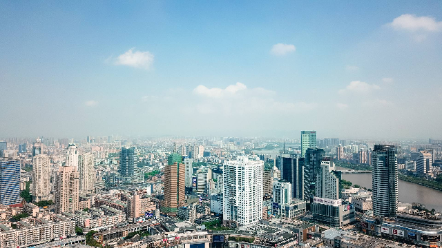 楼市又出新政!首套房补贴高达60万,城市抢人真是不择手段