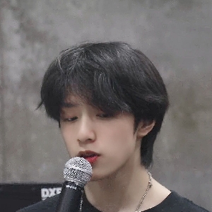 木蓝杏仁 