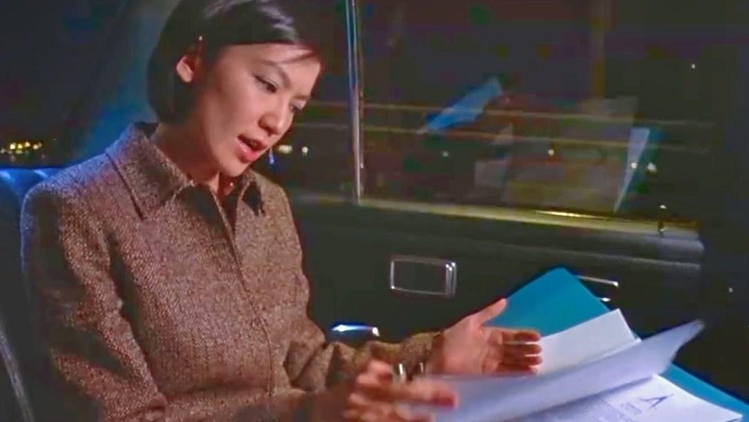 美女完成合并计划,利润将超五亿,连失窃名画都不管了!