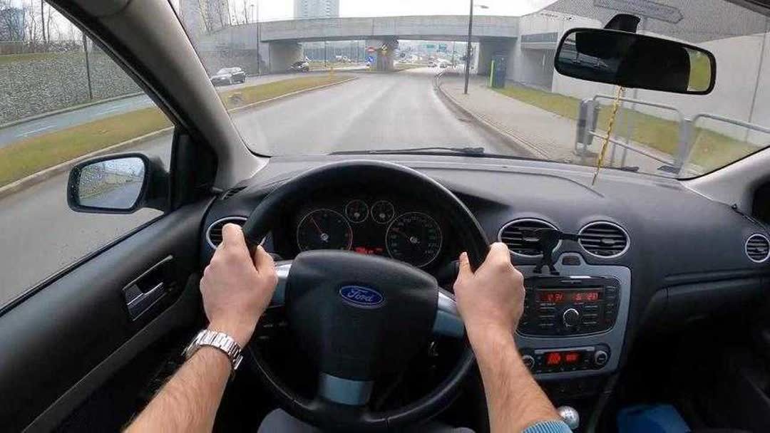 回味下老福克斯的驾驶体验,07版本福克斯