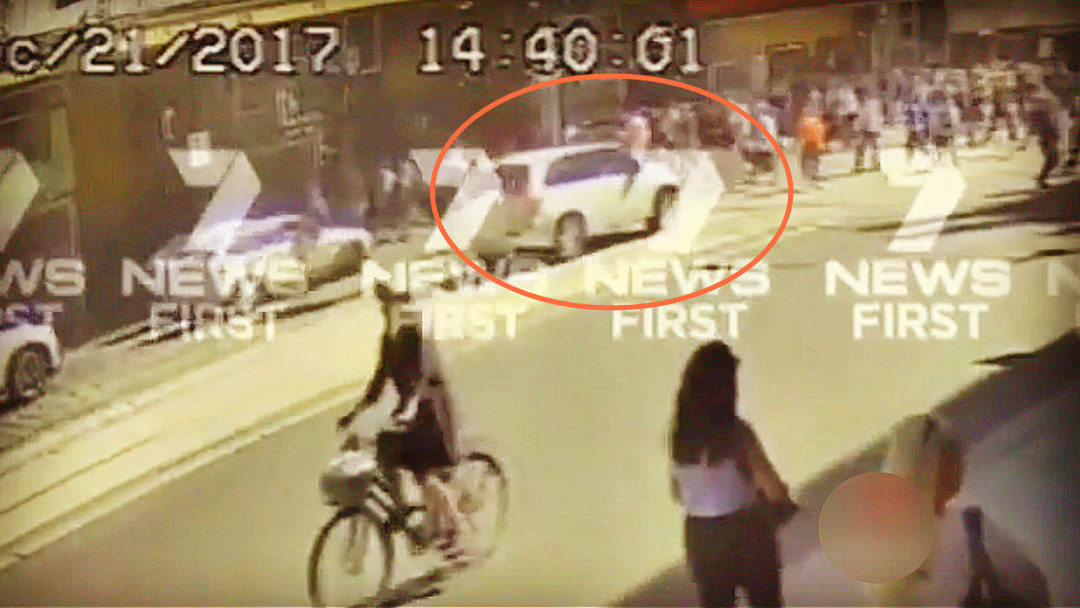 墨尔本汽车撞人监控画面公布 一路碾压过路群众