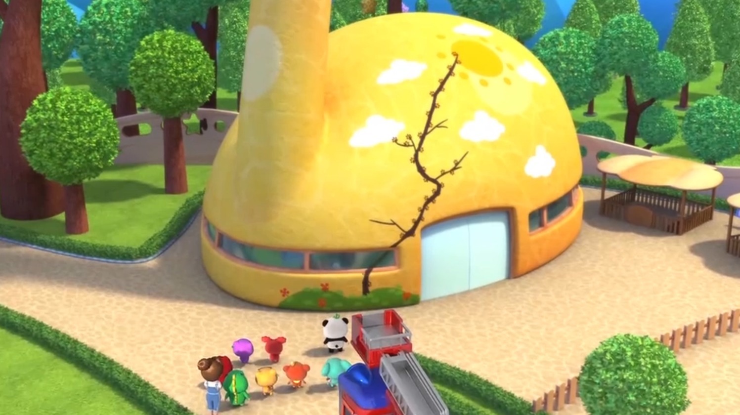 百变校巴:小朋友们发挥想象力,在教学楼上作画,画得可真好看