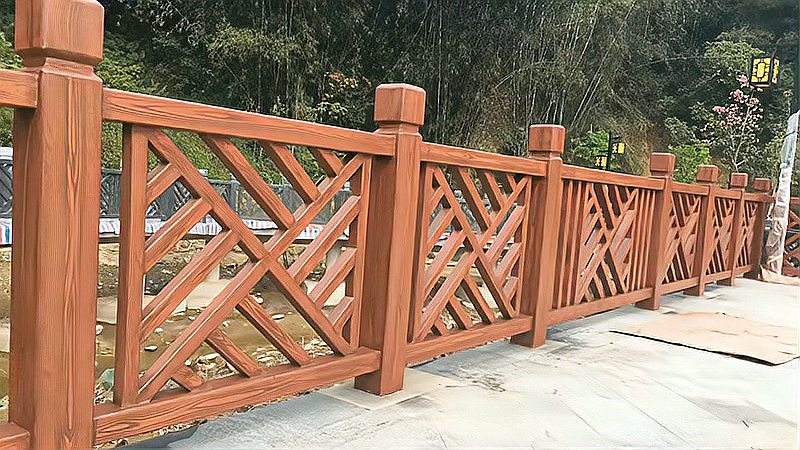 美丽乡村,河边湖边仿木护栏木纹漆施工视频教程-中国正能量