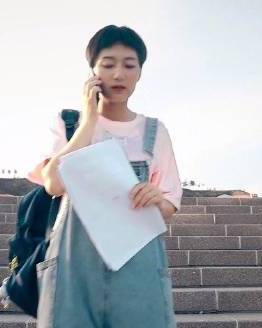 【小心校园贷,别让你的青春来还债】刚进入大学的新生们看过来,“...