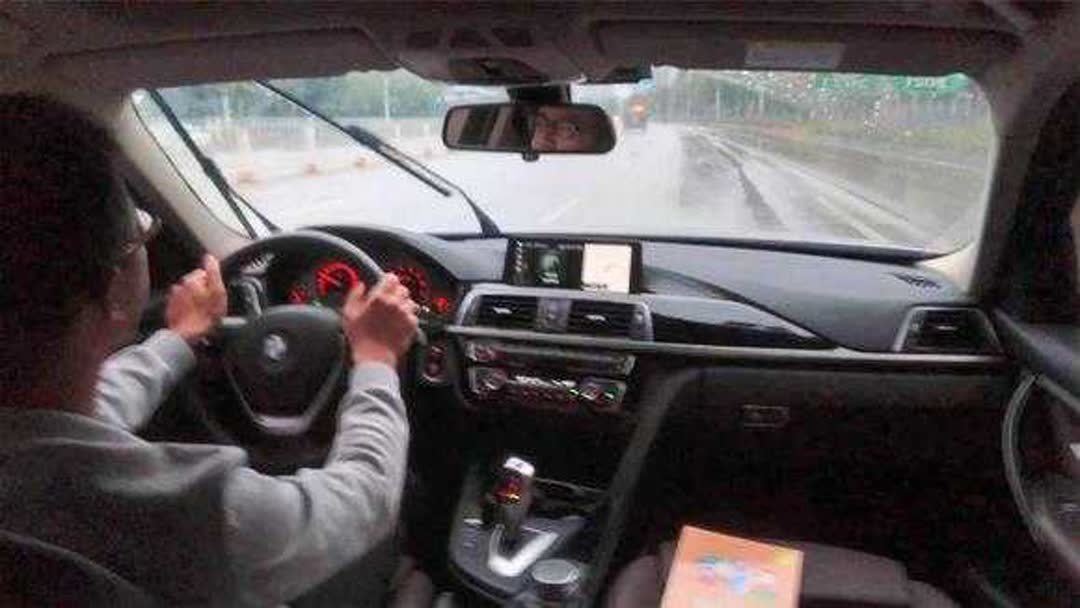 开车第一视角,新手司机看完,不那么慌乱