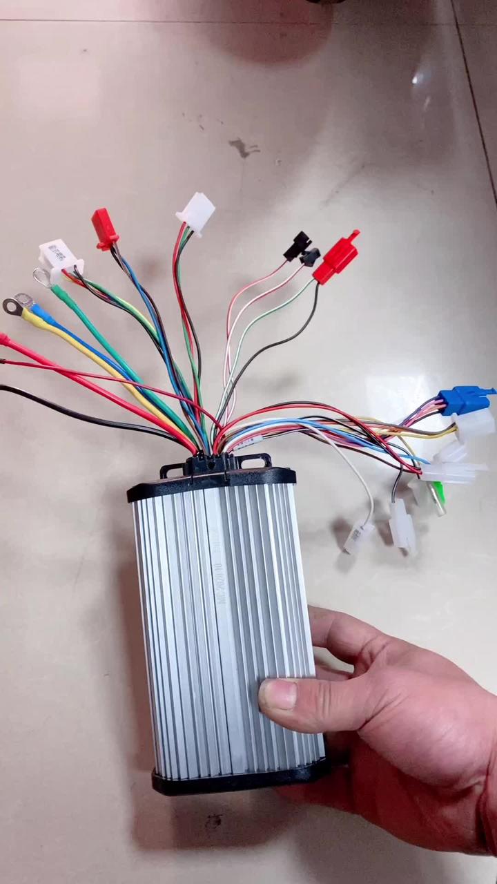 #大热门 #电工 #电车小哥 电动车控制器线路教程,解说