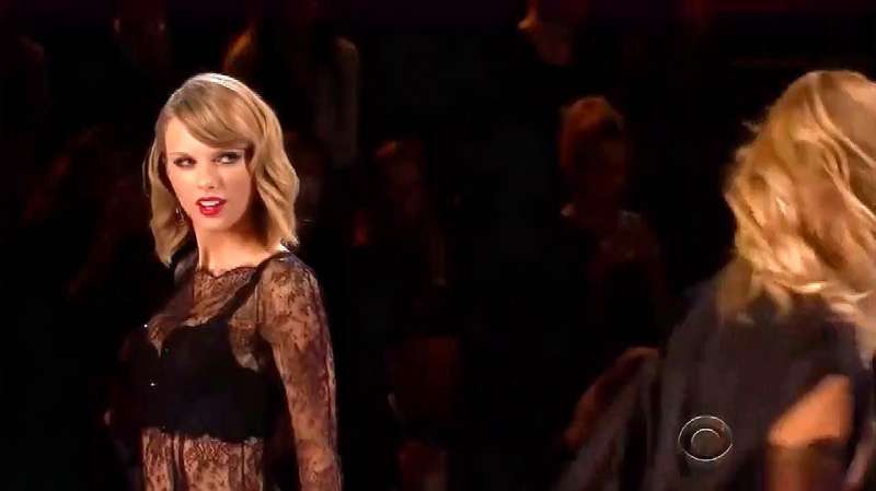 霉霉Taylor Swift维密最霸气的两场现场