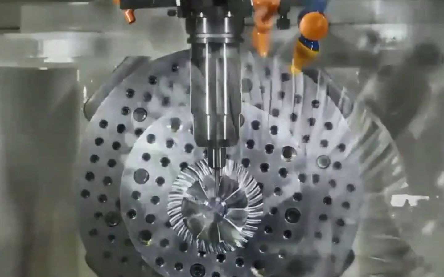 带你看看高难度叶轮加工!