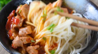 吃完上海辣肉面,且听我讲诉马化腾的创业故事