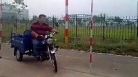 摩托车路考视频 三轮摩托车绕桩 单边桥 D照考试视频