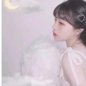 月亮把星星吃掉了诶 